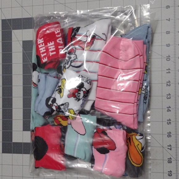 Disney | Accessories | Disney Magic Is Easy To Gift With The Mickey ...